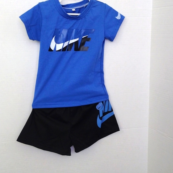 Nike | Matching Sets | Boys Nike Outfit Sets Two Different Colors ...